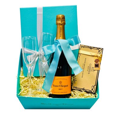 Veuve Clicquot And Tiffany Toasting Flute Gift Set